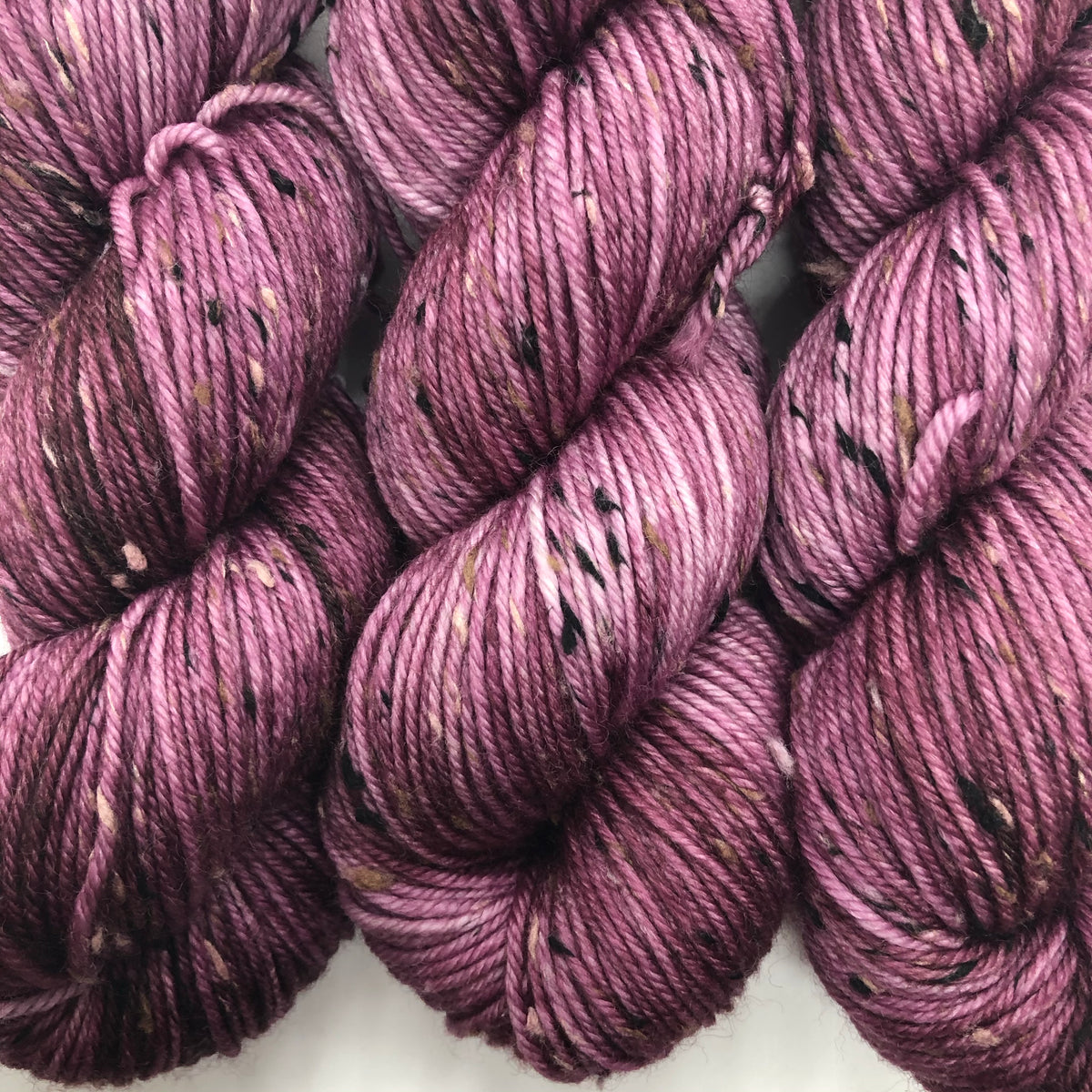 Cabernet Tweed DK Weight Yarn – Lazy O Ranch